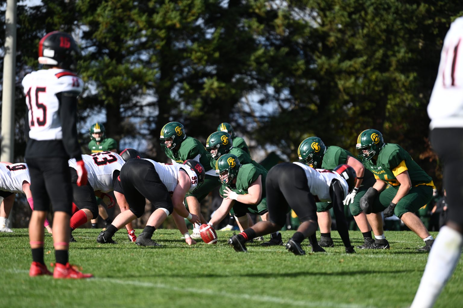 Les Condors football échappent la victoire dans les dernières minutes ...